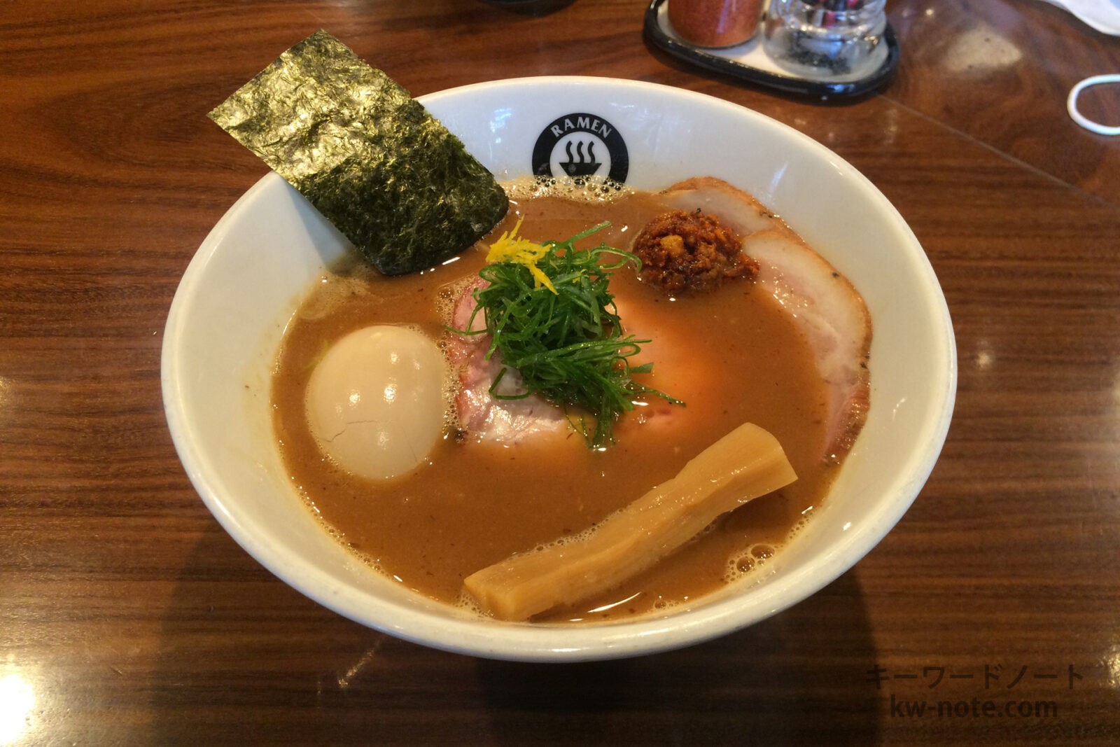 「RAMEN GOTTSU」(らーめん ごっつ) 練馬にある魚介豚骨スープの人気ラーメン店 - キーワードノート